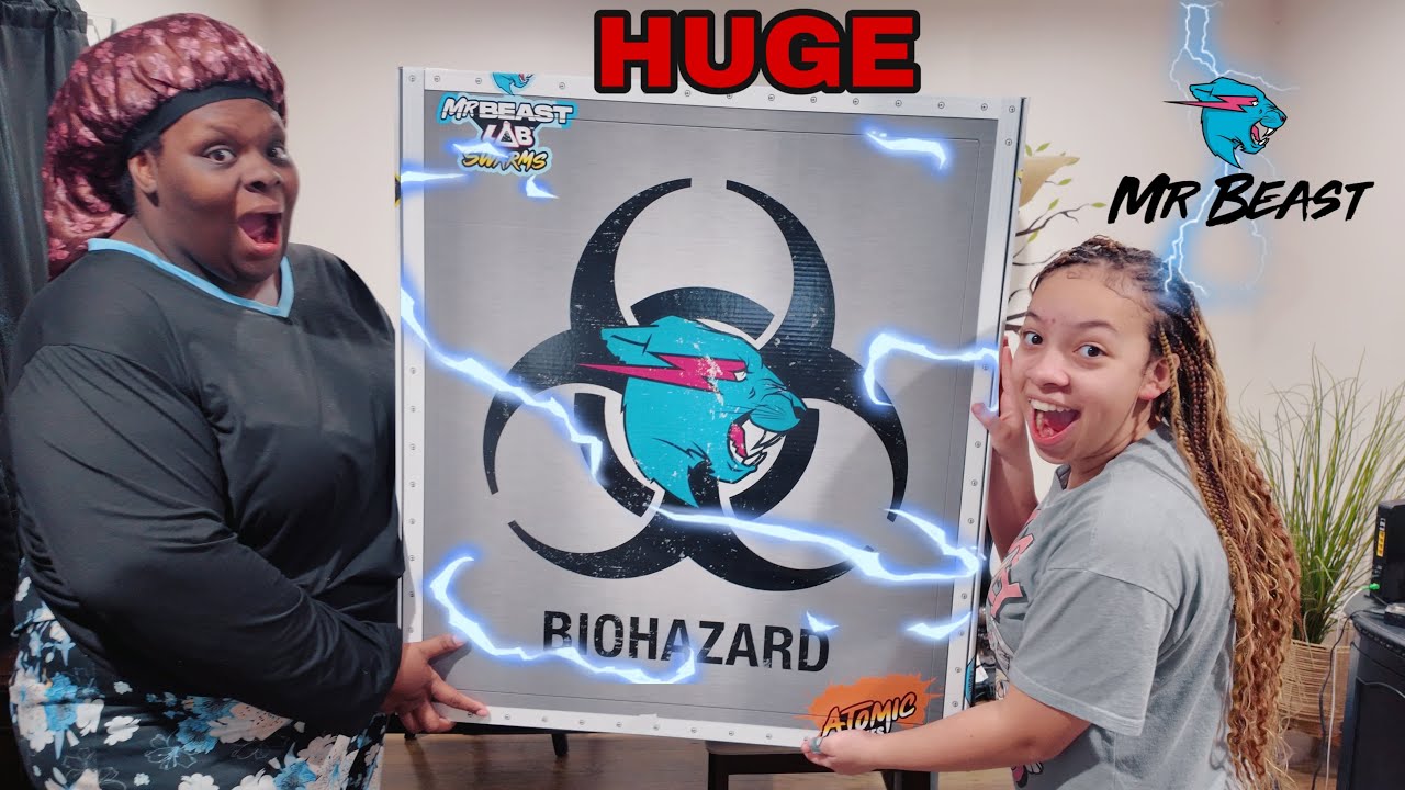 MrBeast Lab Swarms: Atomic Series + MrBeast Lab Creation Station | Huge Toy Unboxing - YouTube