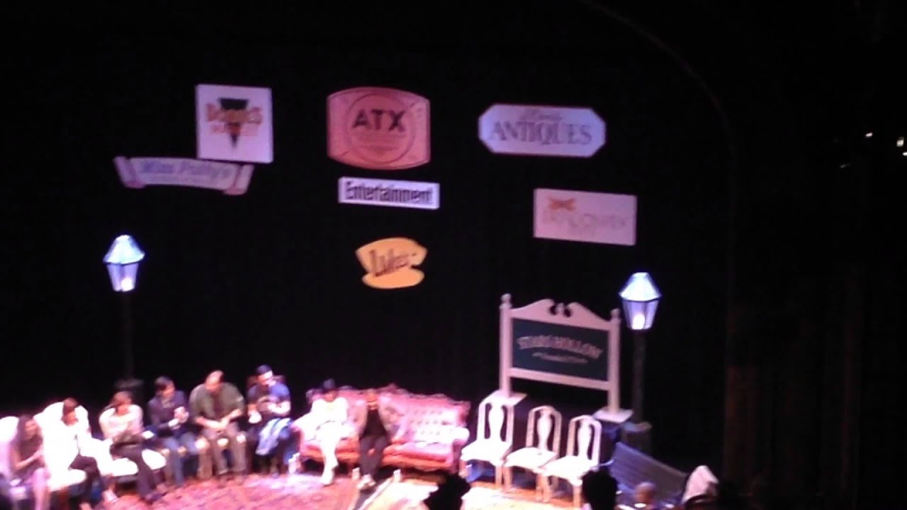 Gilmore Girls reunion intros - YouTube