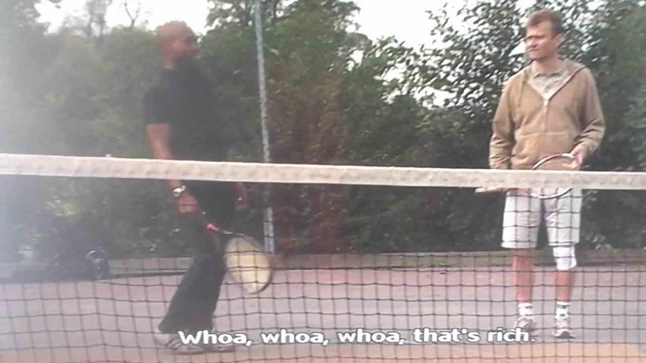 Outnumbered tennis fight - YouTube