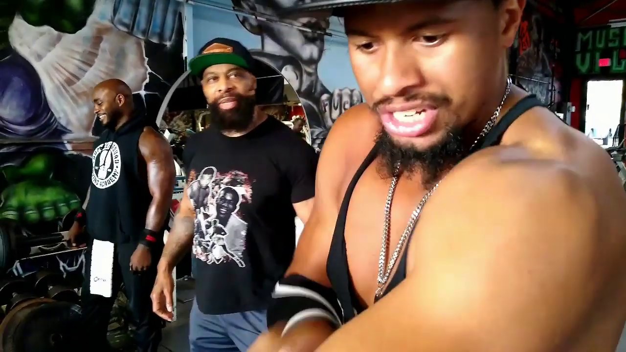 (Overtraining Chest) At Mighty I A.G (2019) - YouTube