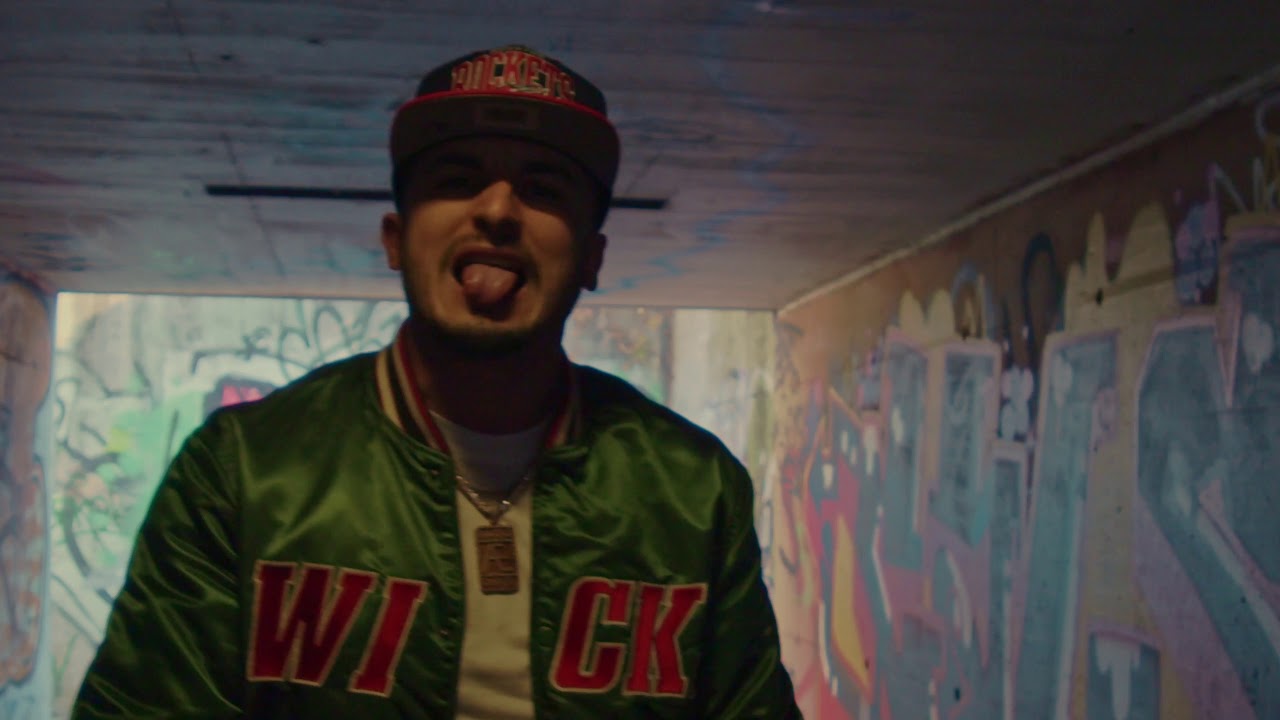 Minel - Intro (Official music Video) - YouTube