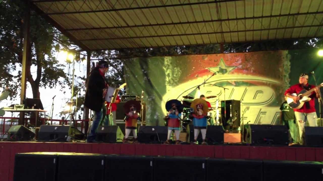 Albert Zamora @ Azteca Fairgrounds in H-Town - YouTube