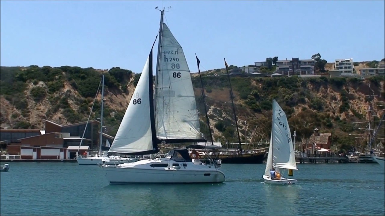 Hunter 290 Sailboat Underway & Walk Thru by South Mountain Yachts - YouTube