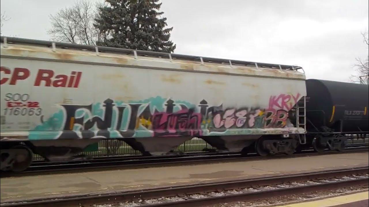 CP 8113 w/CPKC 261 manifest 4/22/23 - YouTube