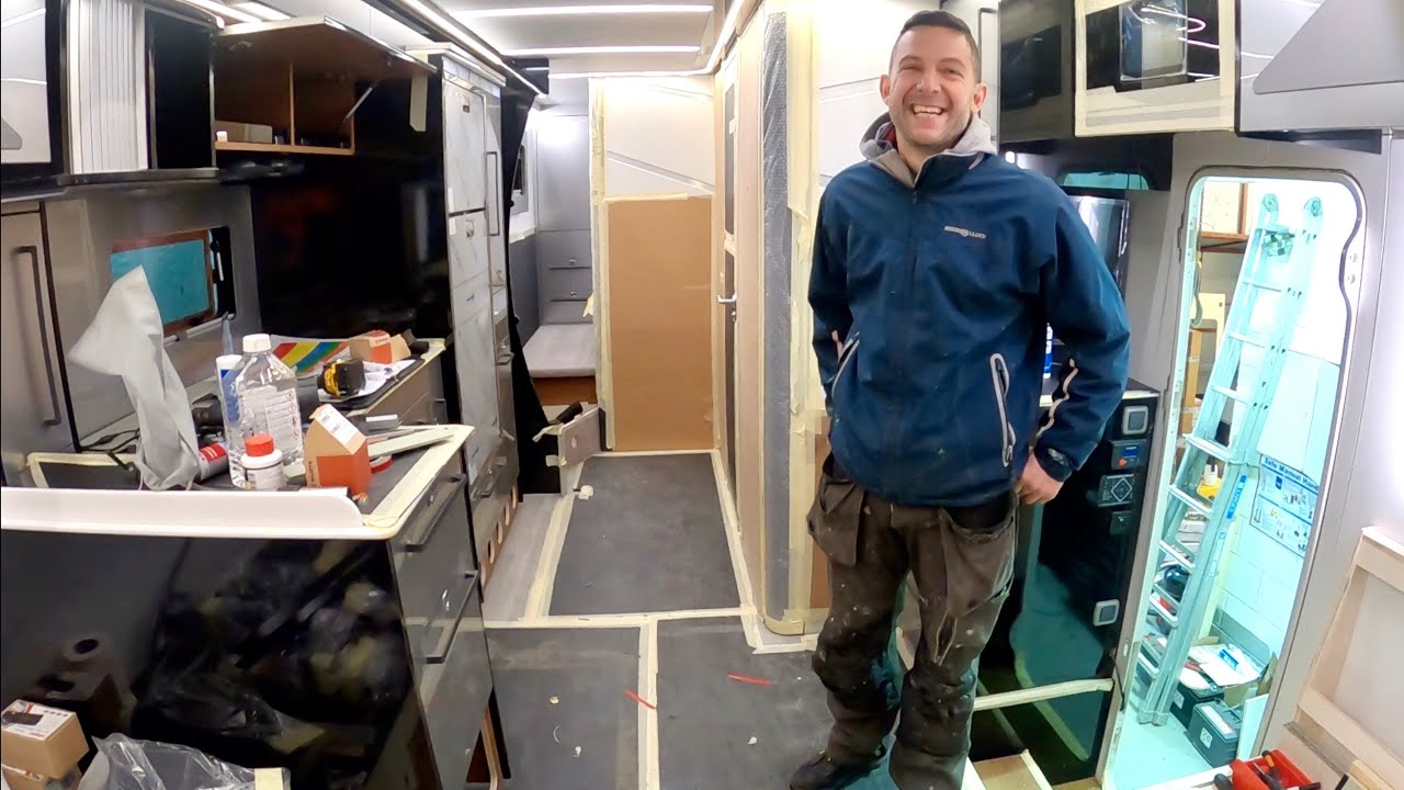 £300,000 RC Motorhome In Build Preview - Carbon spec RC9 - YouTube