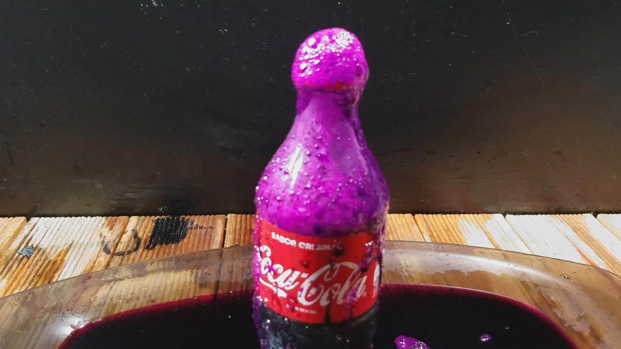 A COCA-COLA VIROU ROXA!? COMO ASSIM? - YouTube