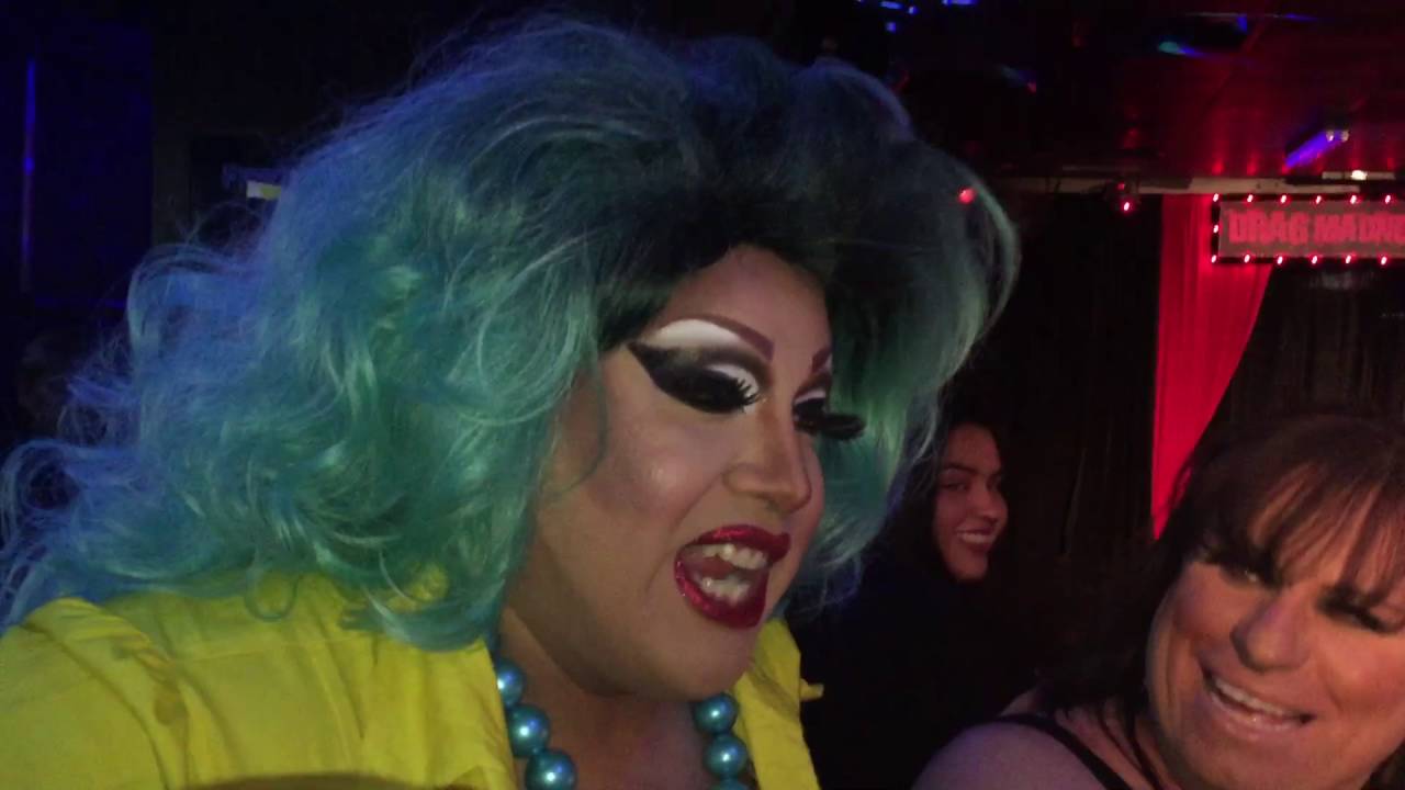 Angel Phoenix Host @ FreeZone Las Vegas #DragMadness 5/21/2016 - YouTube