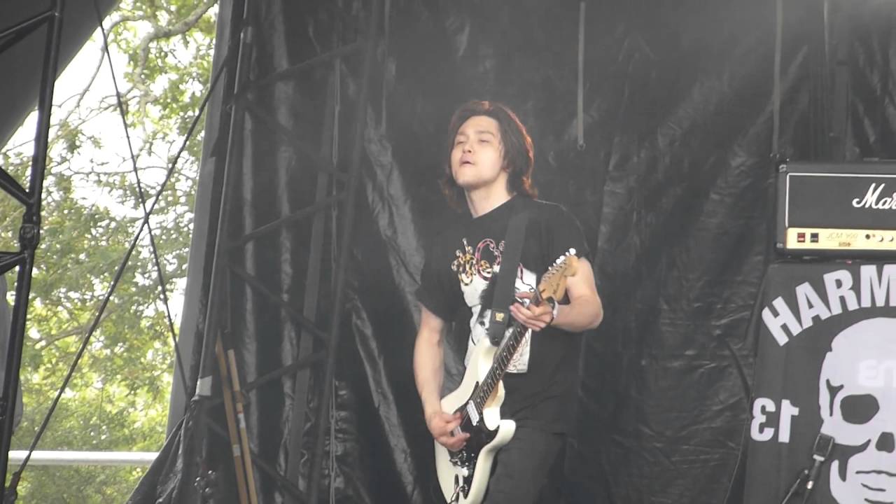 Harm's Way - Amongst The Rust (live at Hellfest 2016) - YouTube