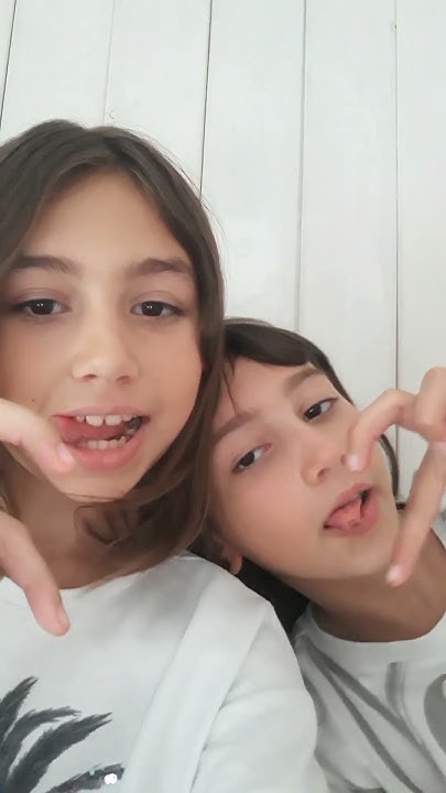 angelo Vs diavolo 😇👿 - YouTube