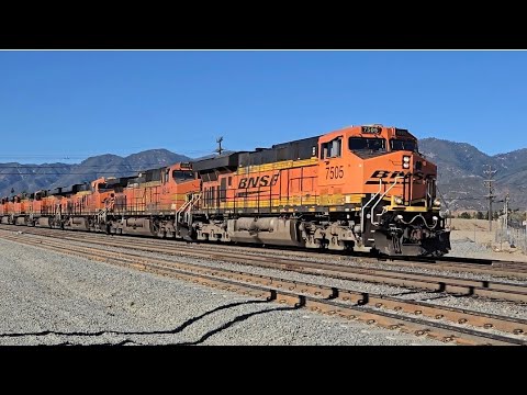 BNSF 7505 the first of 8 locomotives in this westbound Hauler. 1/15/25 - YouTube