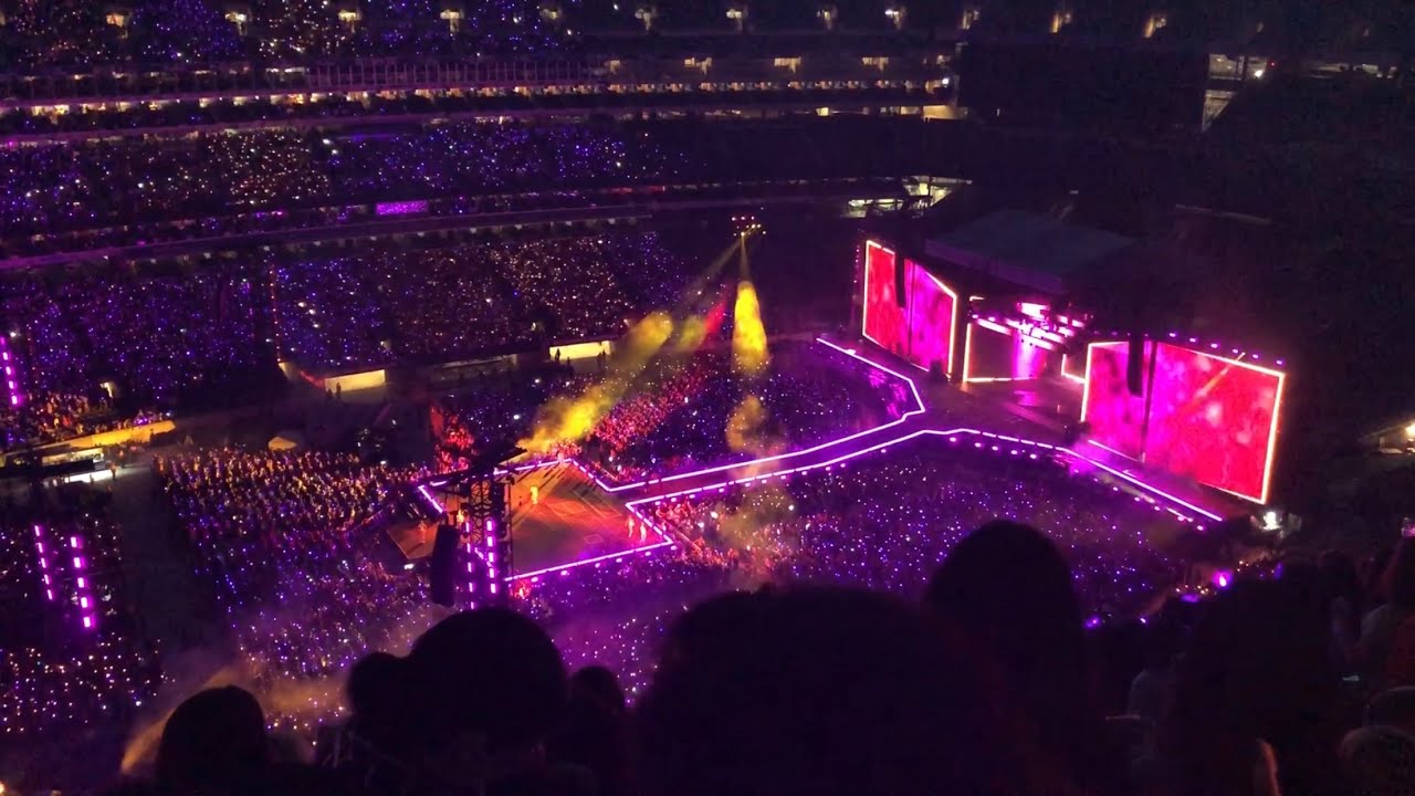 BTS CONCERT @ MetLife Stadium Day 1 experience vlog 5/18/19 Dusk to ...