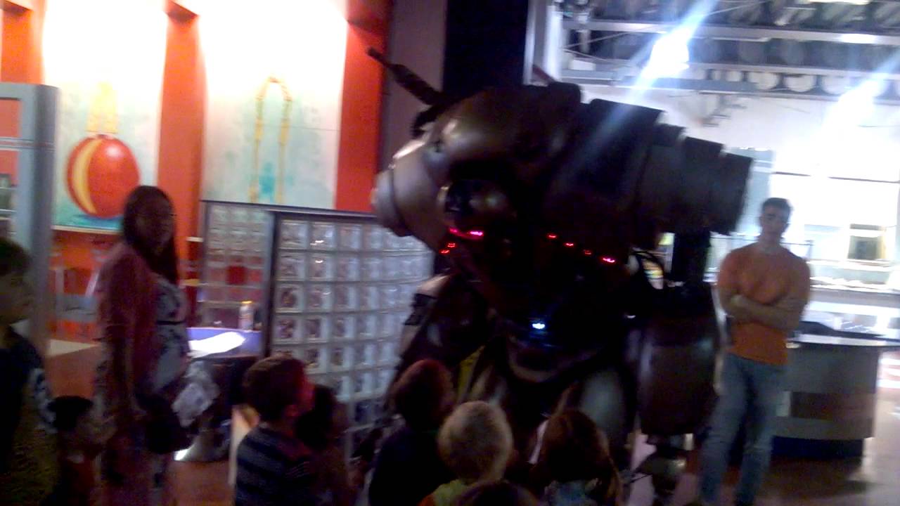 Mission 2110/Doctor Who Robot and Dinosaur at Maker Faire 2015 - YouTube
