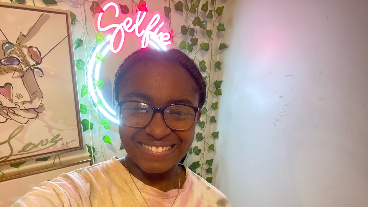 Just Jayla: Updated Room Tour - YouTube