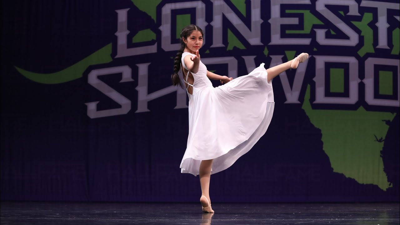 Hall of Fame Dance Challenge: Carol of the Bells by Lindsey Stirling ...