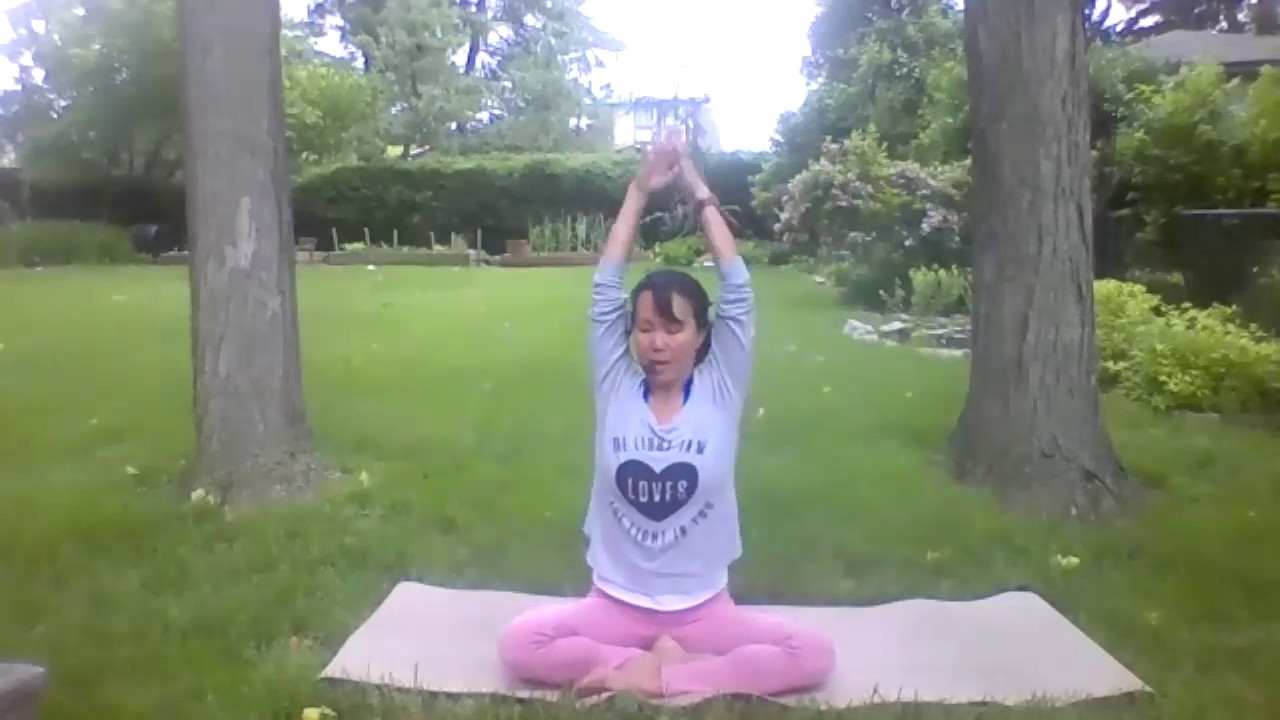 Deep Stretch Yoga Flow - YouTube