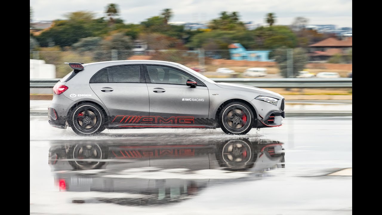 AIA Racing School - Mercedes A45 S - 4 laps on wet at Portimao circuit ...
