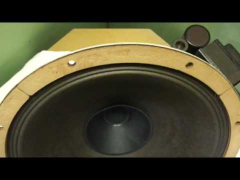Public domain test Philips 9762 M full range speaker - YouTube