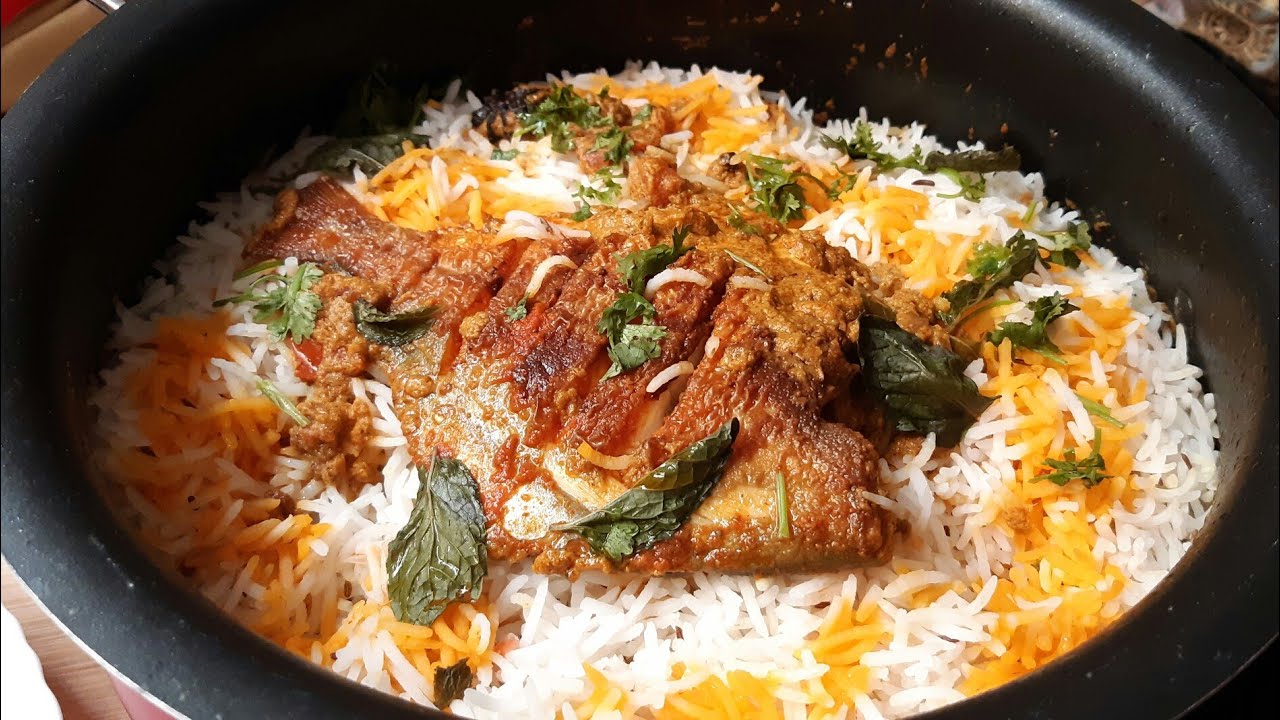 Paplet Biryani l How To Make Fish Biryani l Very Tasty and Easy l मछली ...