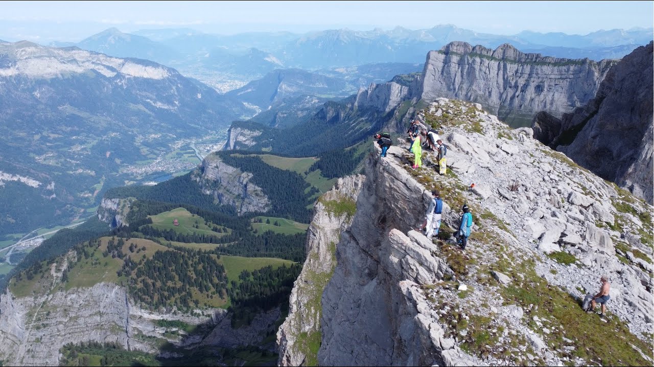 Varan, France winsuit BASE jump🔥💥🚀 - YouTube