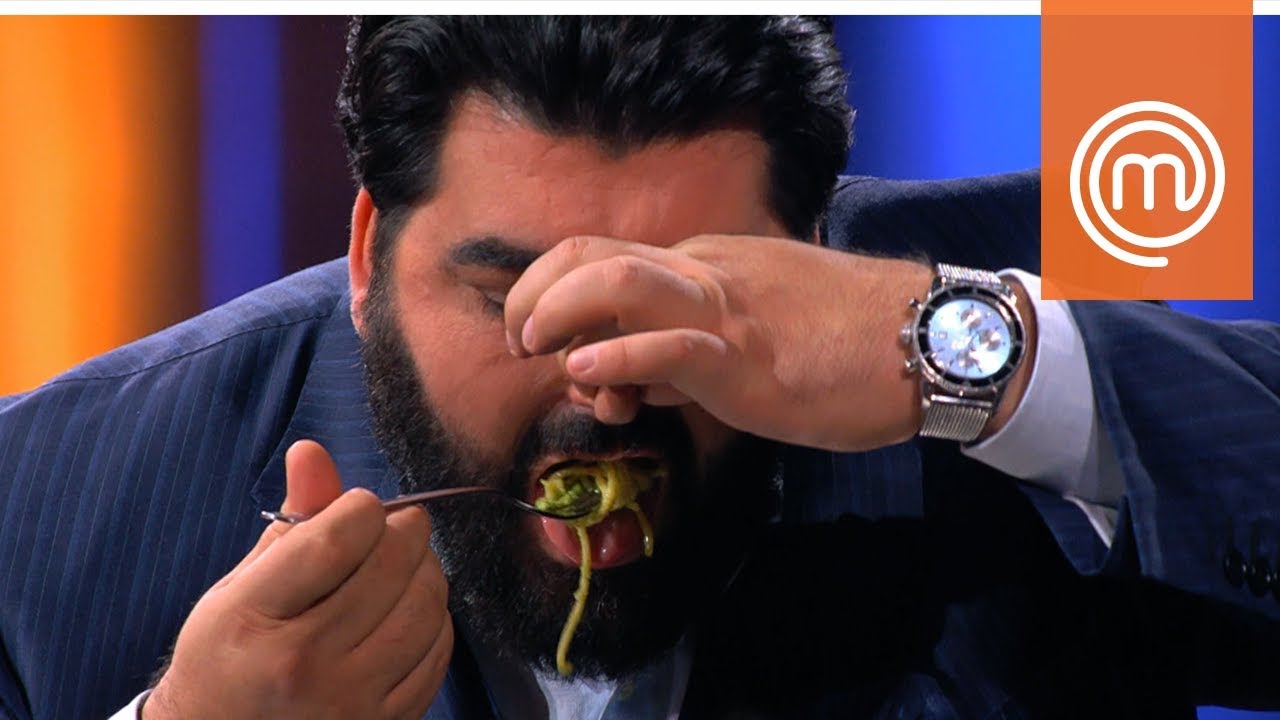 Gli spaghetti di Luigi sanno di cimice | MasterChef Italia 7 - YouTube