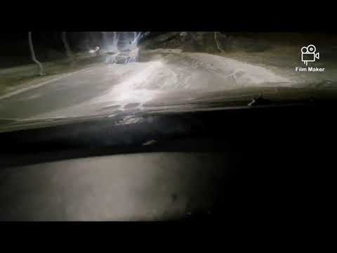 BMW 750i E38 V12 M73 cruising with straight pipes - YouTube