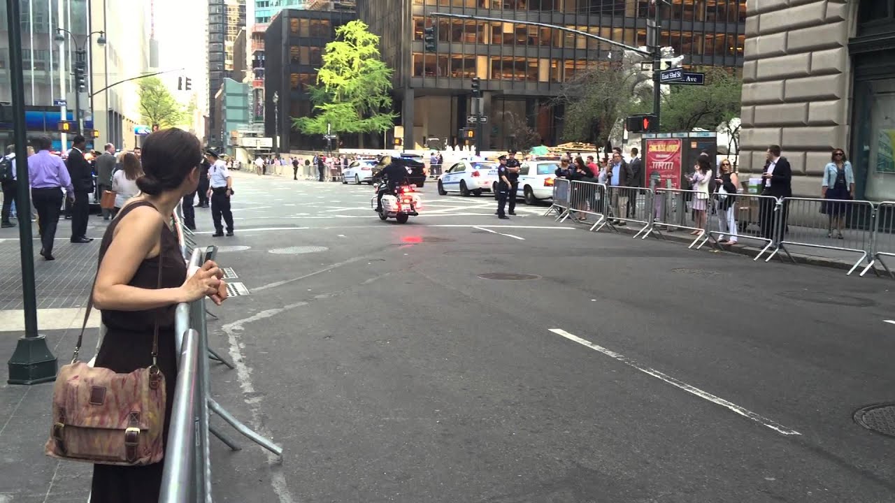 NYPD MOTORCYCLE UNIT PATROLLING ROUTE PRESIDENT OBAMA'S MOTORCADE WILL ...