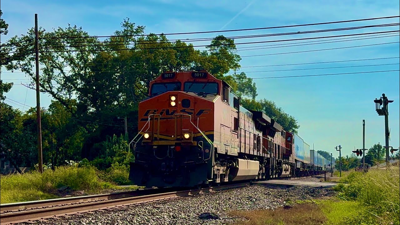 CSX I190-21 with BNSF C44-9W 5017 leading with a nice RL K3LA on 09/21 ...
