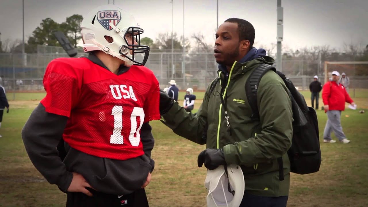 Half line passing: Quarterbacks and receivers - YouTube