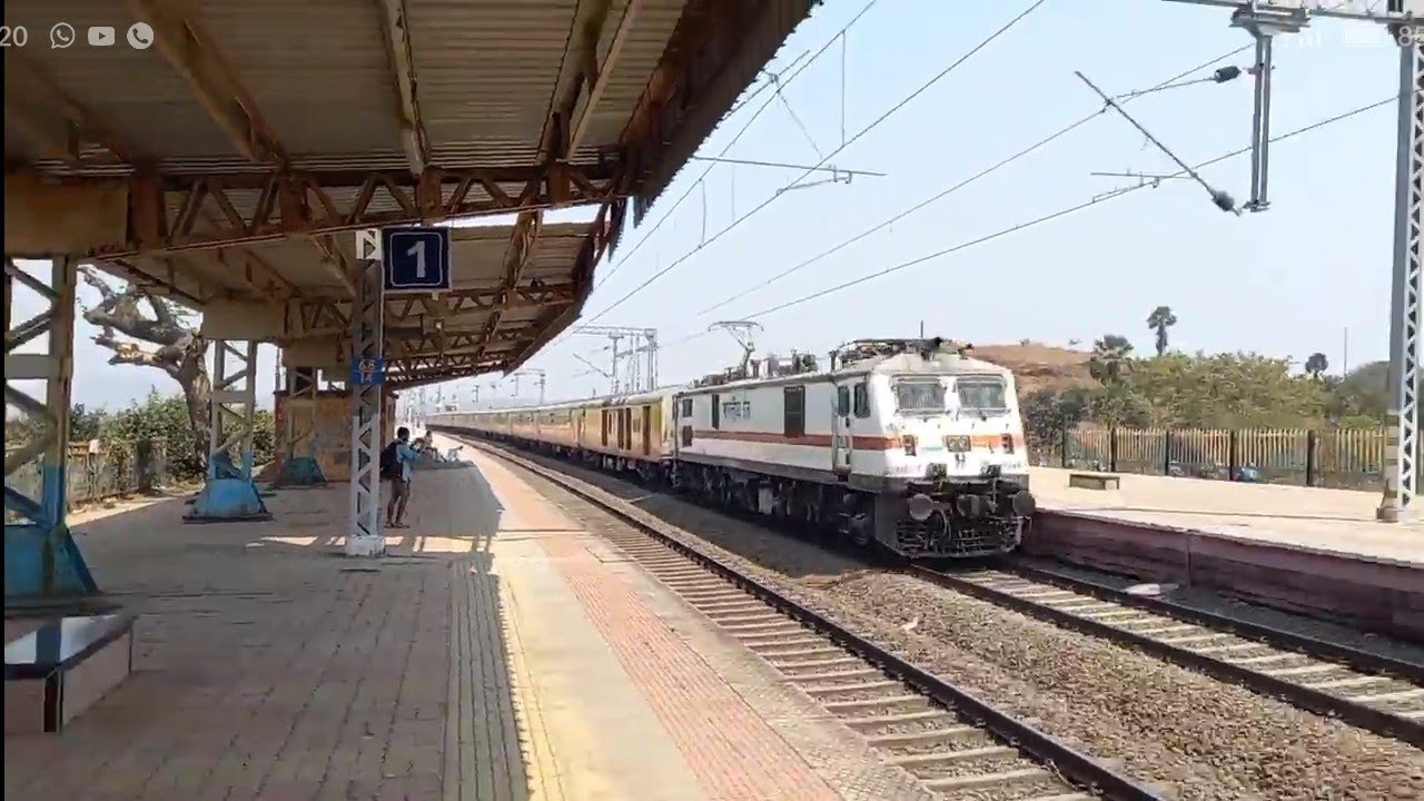 130 KMPH ADI - MMCT TEJAS RAJDHANI SHOW , PRIVATE TRAIN OF IRCTC ...