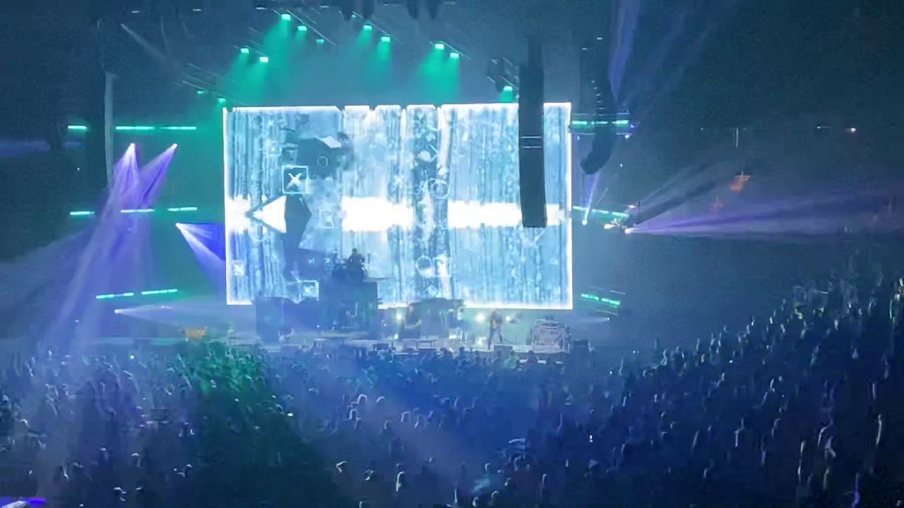 Red - Winter Jam 2020 - YouTube