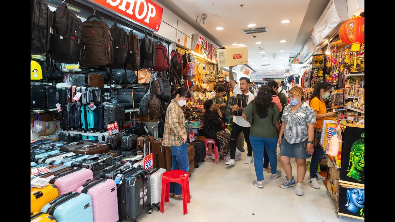 [4K] Walk inside Indra Square a popular department store for Indians in ...