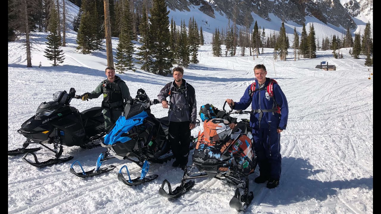 Snowy Range Snowmobiling 2021 - YouTube