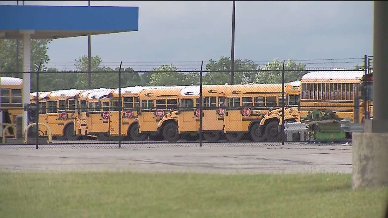 Child left on school bus for hours in Warren Township Schools - YouTube
