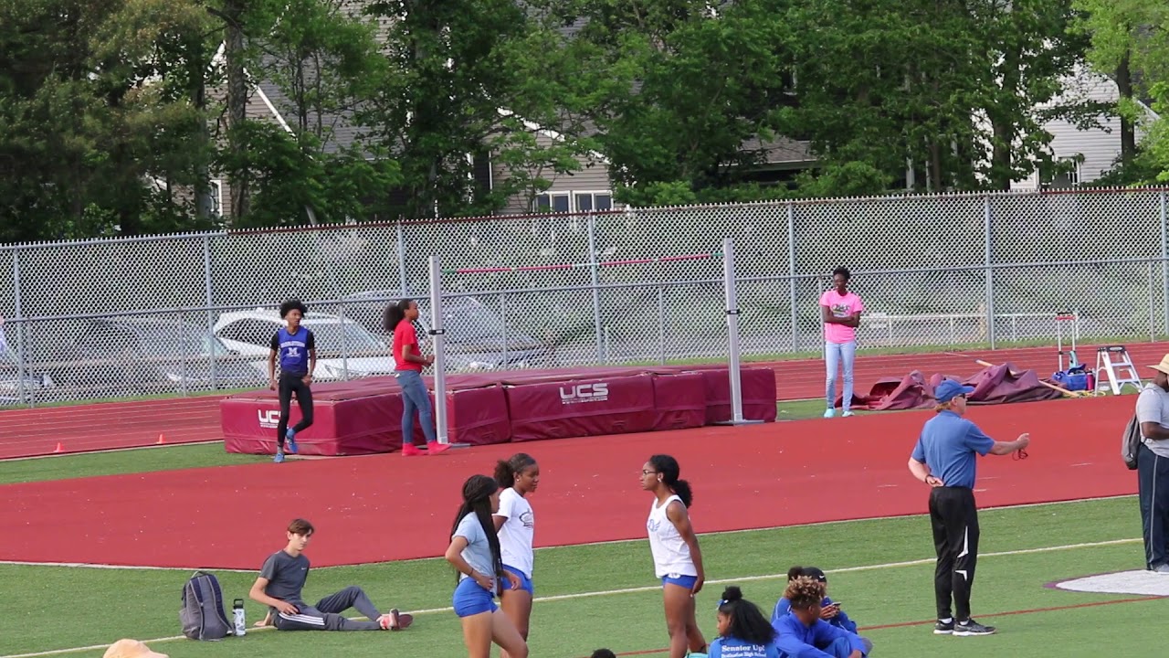 Elijah Wilson jumps 6 8- takes MOC title - YouTube