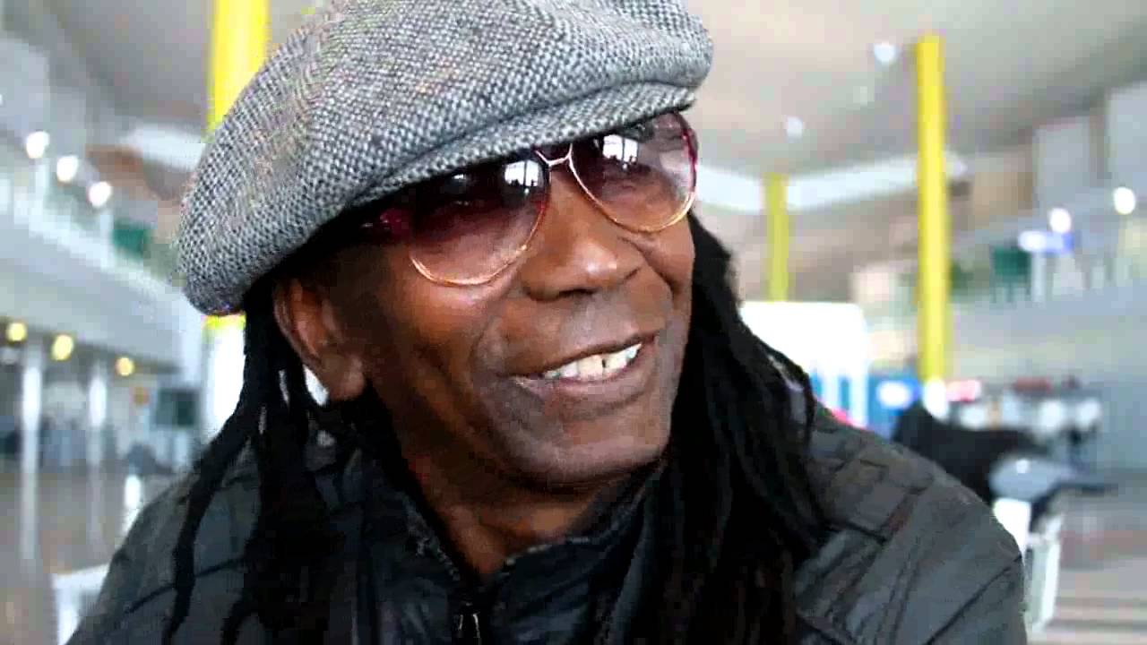 Thomas Mapfumo arriving at The Sir Seretse Khama Airport interview ...
