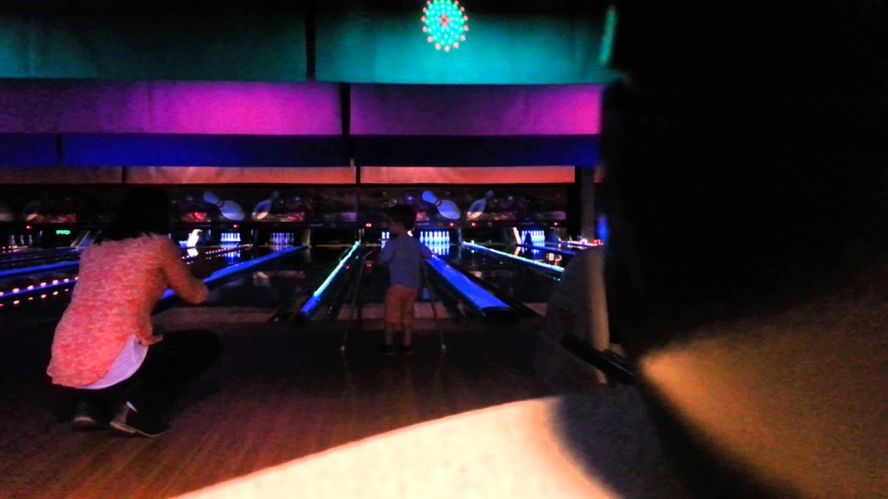 Bowling Victory Dance - YouTube