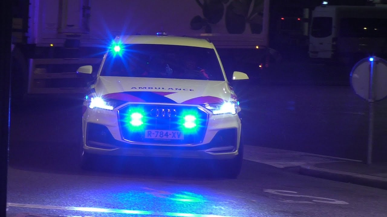 Gloednieuwe MMT Auto 13-901 met spoed naar en van meldingen in Schiphol ...
