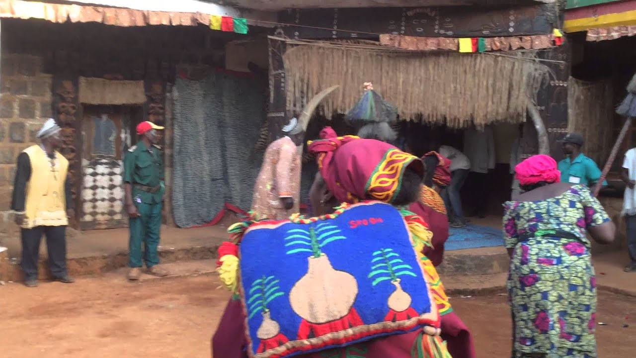 Nsobahti Bamenda at the Ngonso Festival 2 - YouTube