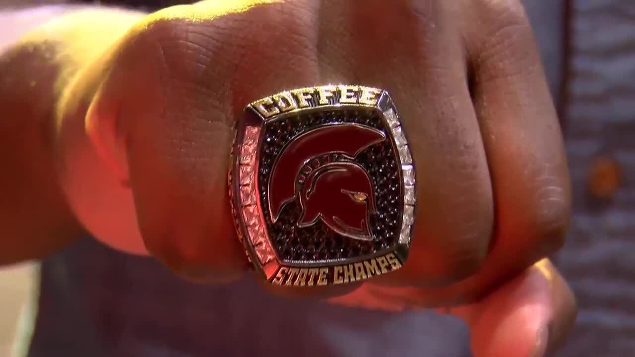 Coffee Trojans receive championship rings - YouTube