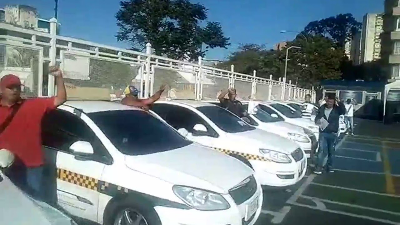 Acto entrega de titulos de propiedad de nuestros vehiculos chery ...