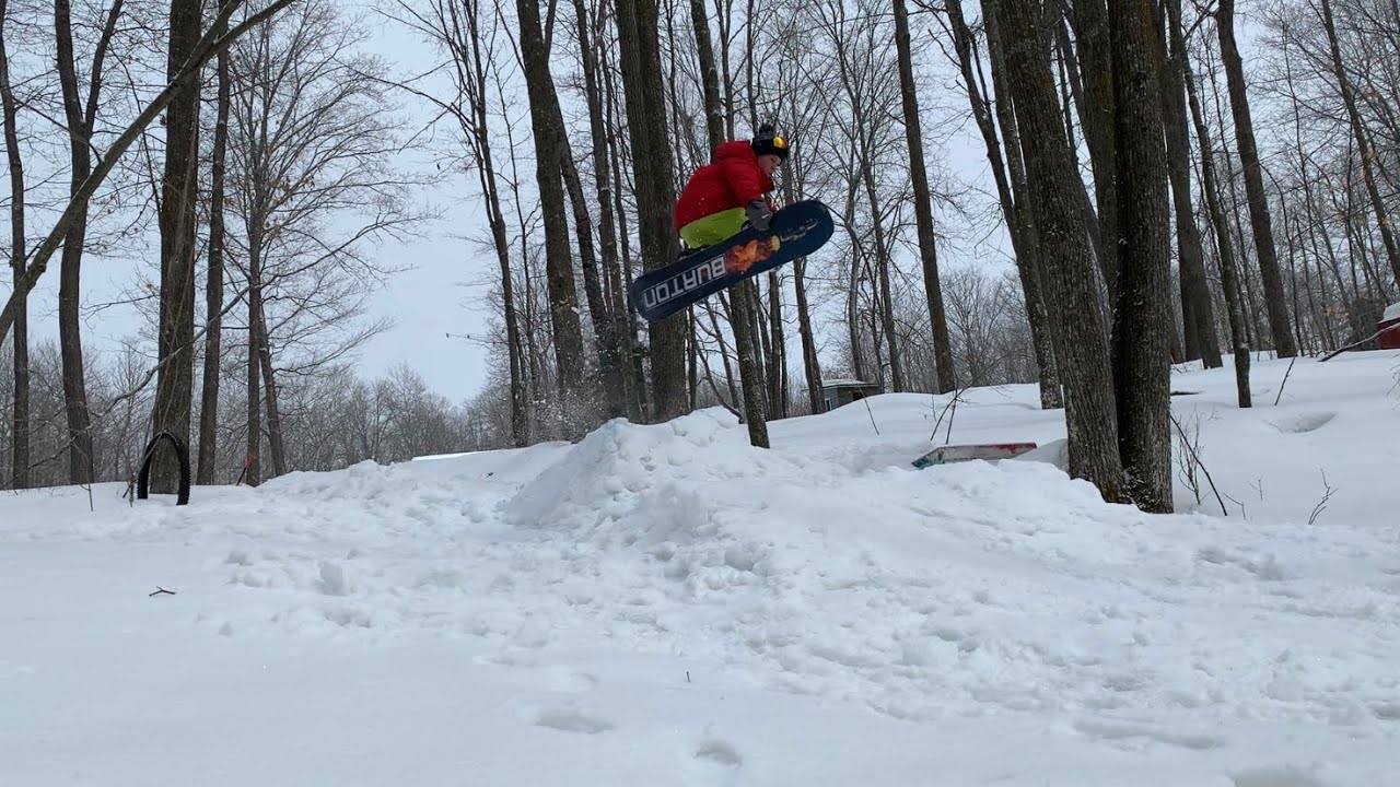 Backyard, snowboarding edit - YouTube