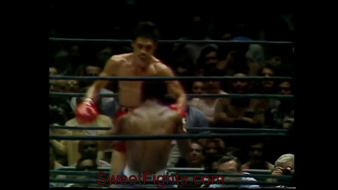 Alexis Arguello vs Ezequiel 'Cocoa' Sanchez June 2, 1977 1080p HD - YouTube