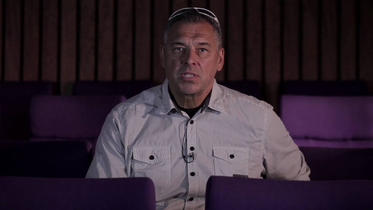 MAREK TAPAK HEREC A REZISER - YouTube