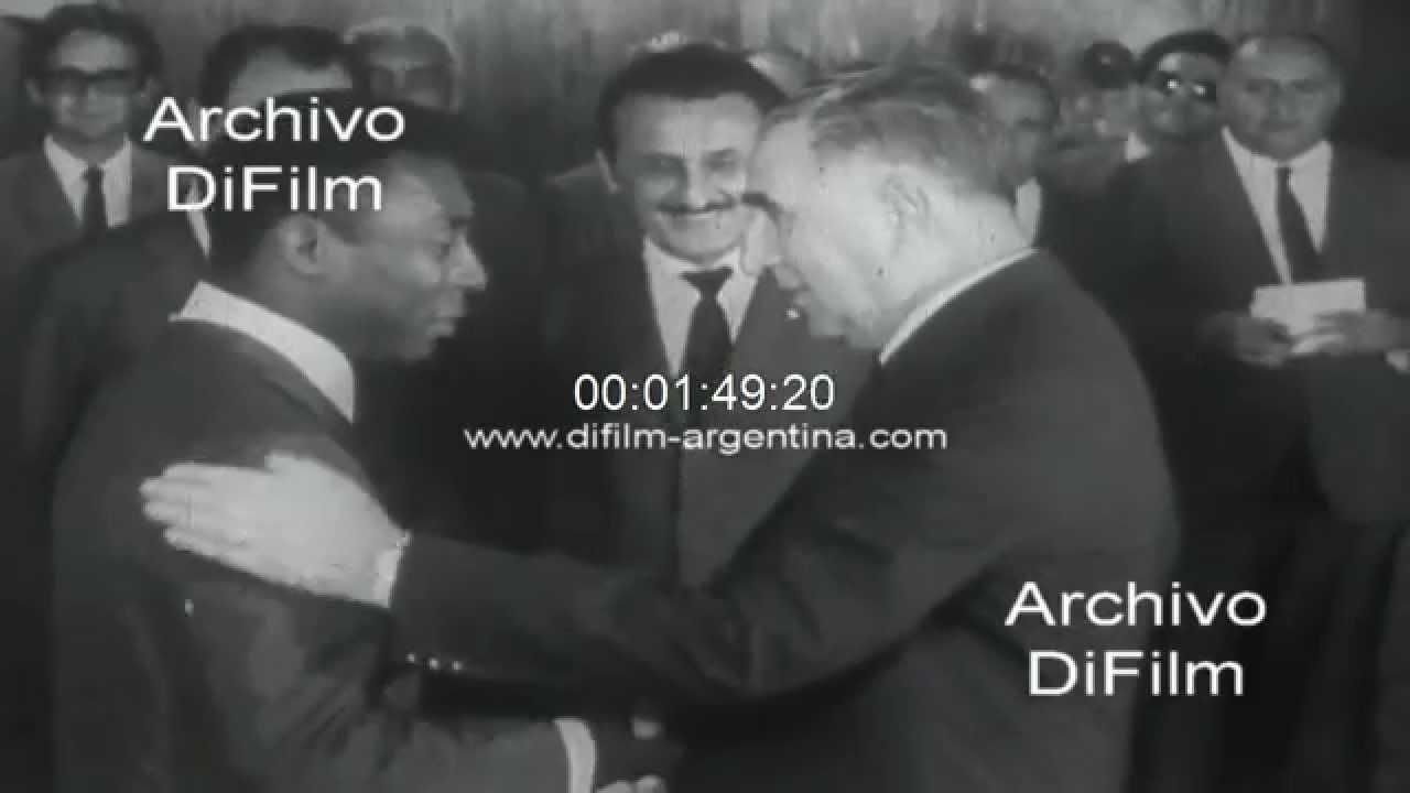 Emilio Garrastazu Medici se reune con Edson Arantes Do Nascimento "Pele ...