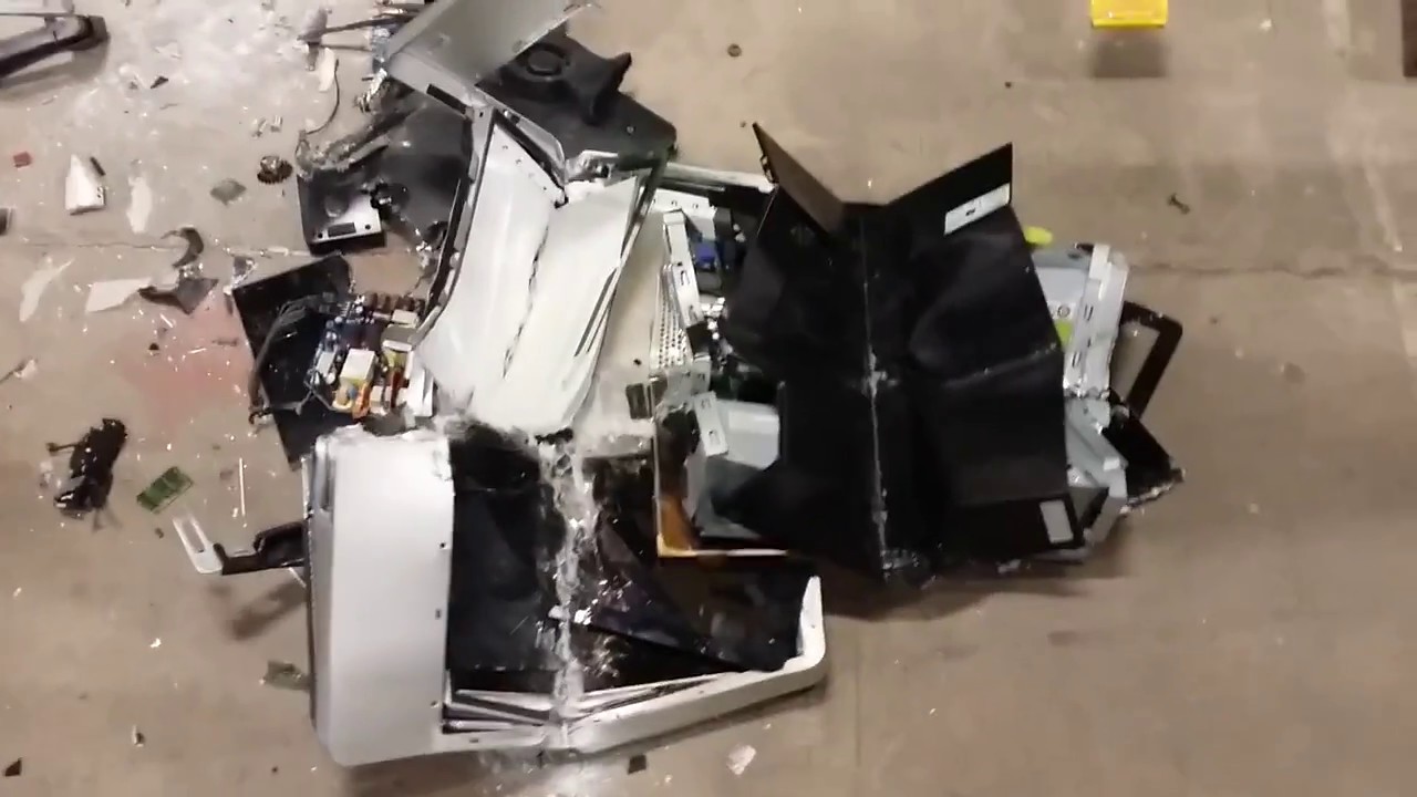 Crushing a Windows Desktop Machine - 200 tonne press - #Smash PC - YouTube