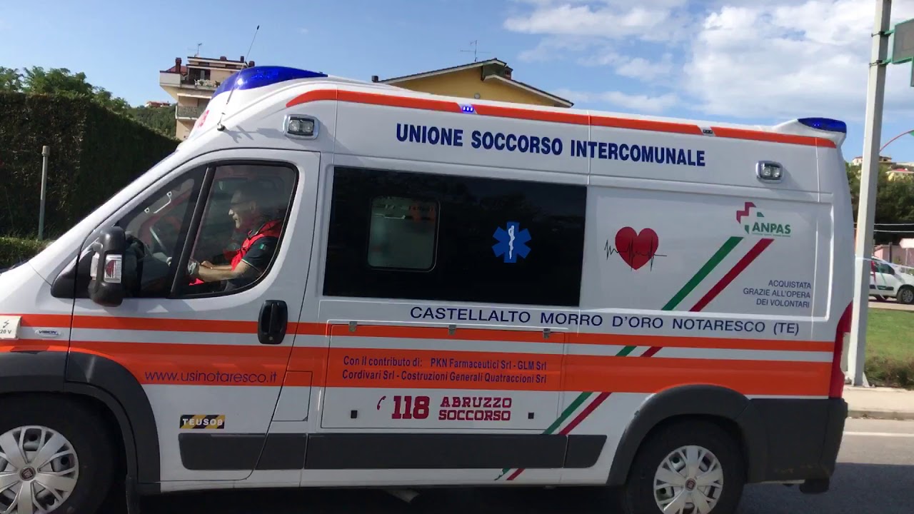Ambulanza Unione Soccorso Intercomunale (USI) in emergenza | Italian ...