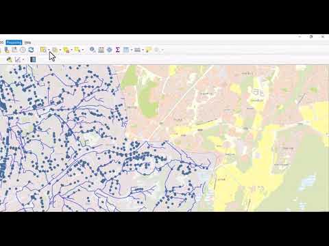 Reproject a Vector Layer and Save to New Shapefile - YouTube