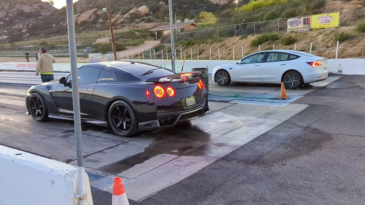 900 WHP GTR vs Tesla⚡🏁 - YouTube