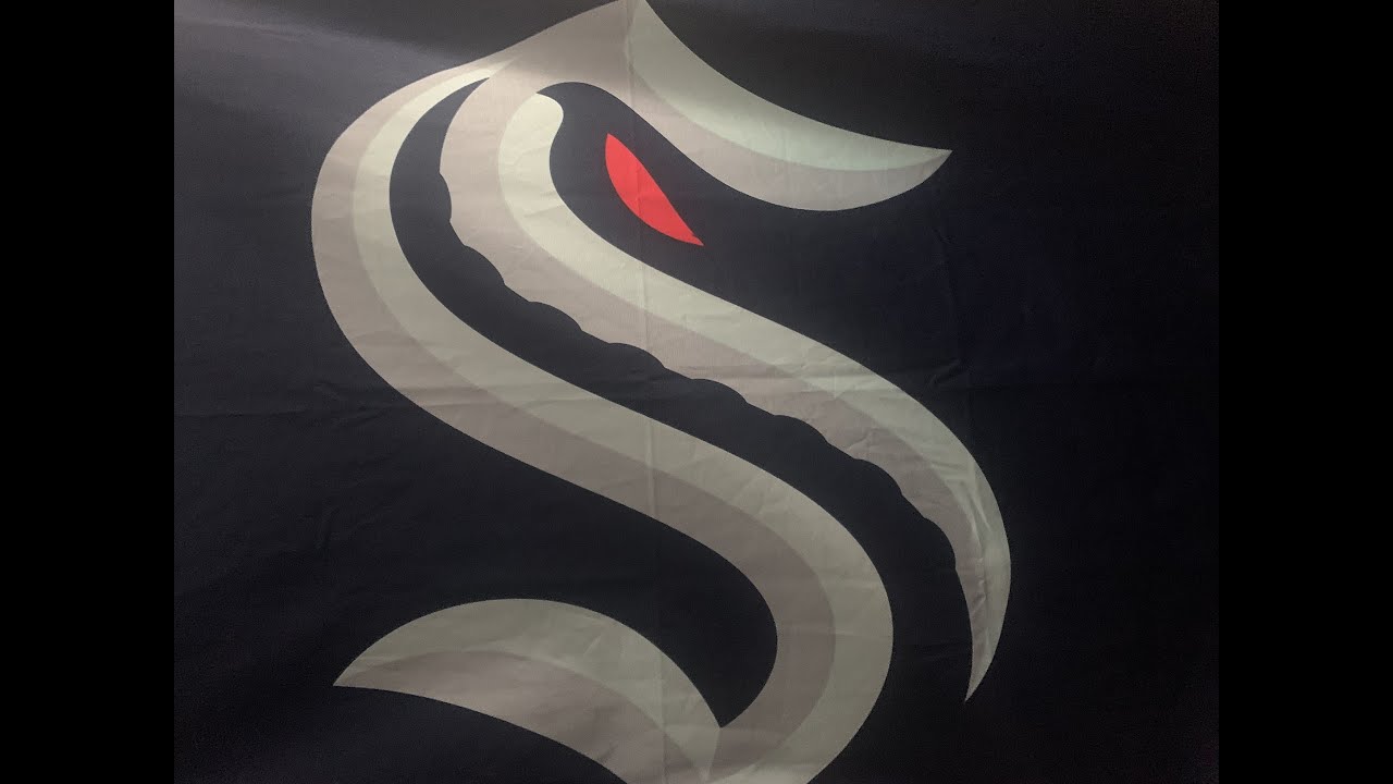 Voice of the Seattle Kraken, Everett Fitzhugh Interview - YouTube