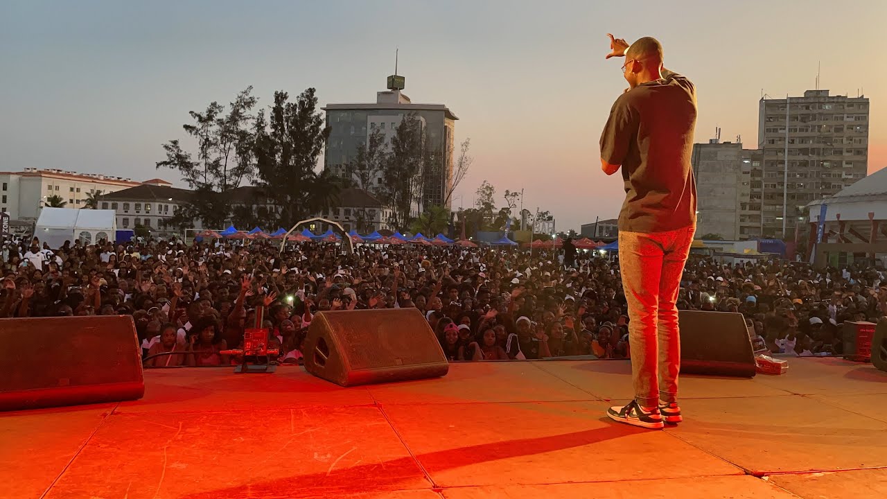 Denilson LA - performance no Festival o Sonho. - YouTube